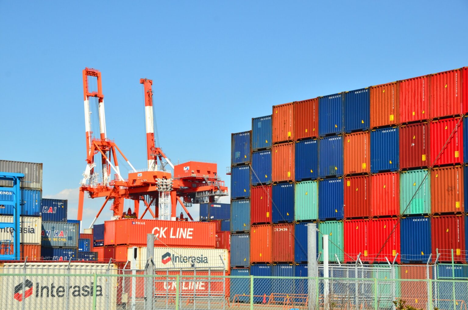 EIRは貿易コンテナの状態を表す書類！役割や使い方を徹底解説 | 輸出入代行ドットコム